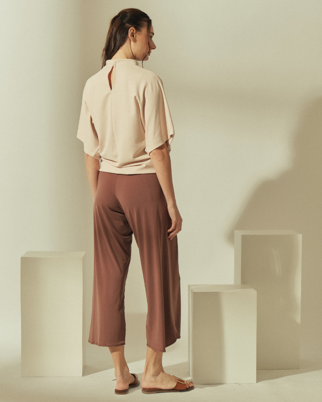 Oltman Short Sleeves Neocrepe Top | Cole Vintage